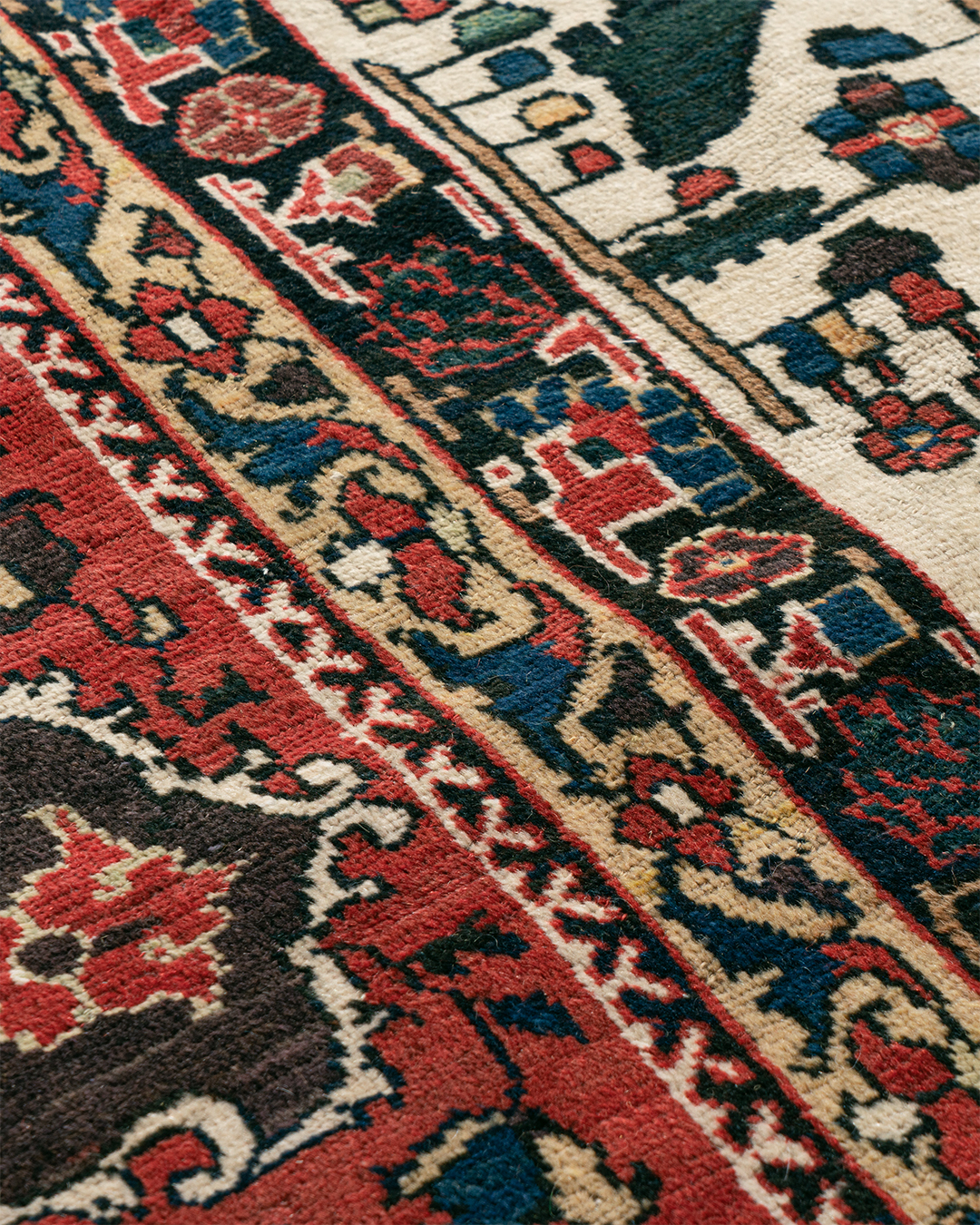 Antique Persian Baktiari Rug - U-1384 - Lavender Oriental Carpets